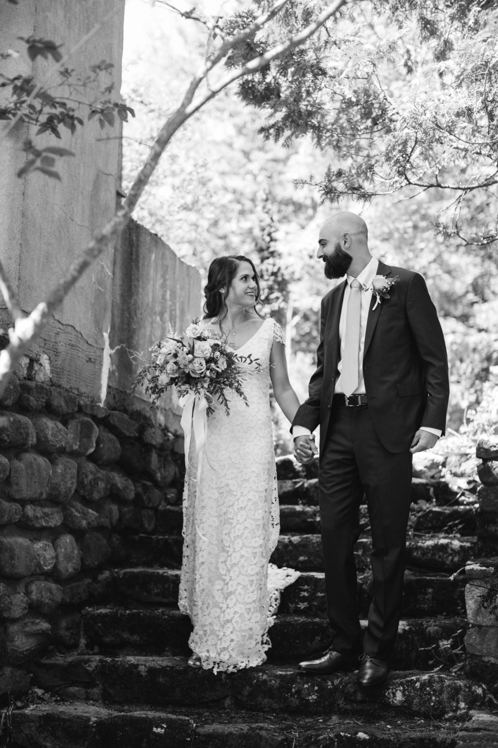 Vintage Summer Wedding at Aldworth Manor - eventsbysorrell.com